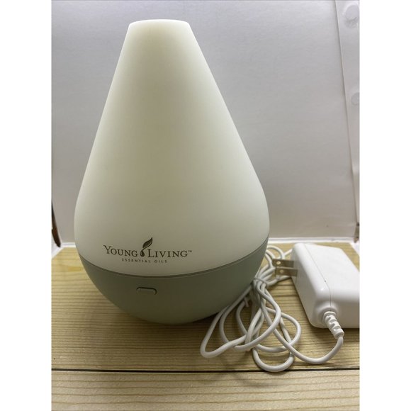 Young Living Essential Oils | Accents | Young Living Dewdrop Essential ...